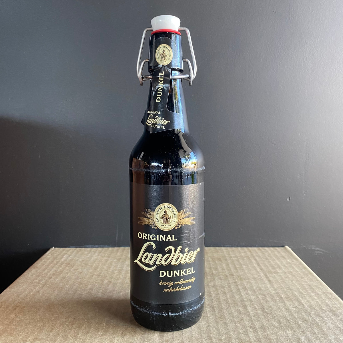 Bayreuther Bierbrauerei, Aktien Landbier Frankisch Dunkel, 500ml – My ...